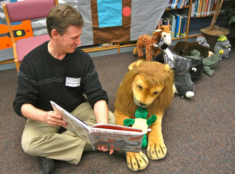 Library Lion – Eric Pinder | Author